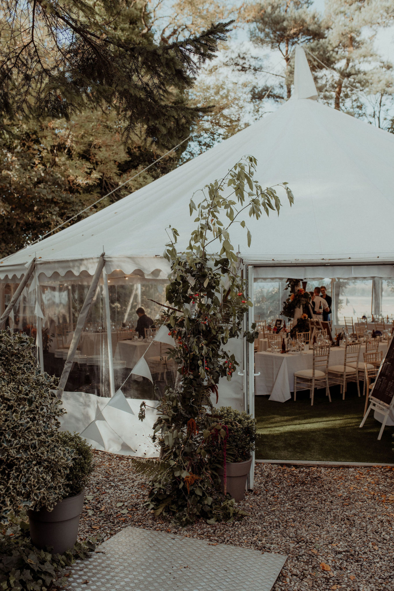 An A Z Of Incredible Scottish Wedding Venues Jupiter Artland Fuze An A Z Of Incredible Scottish Wedding Venues Jupiter Artland Fuze